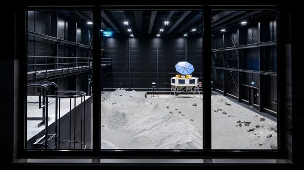 Robots train in LUNA for their work on the Moon