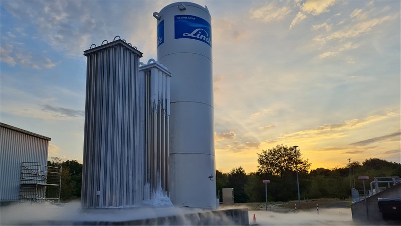 Nitrogen tank of the research facility :envihab