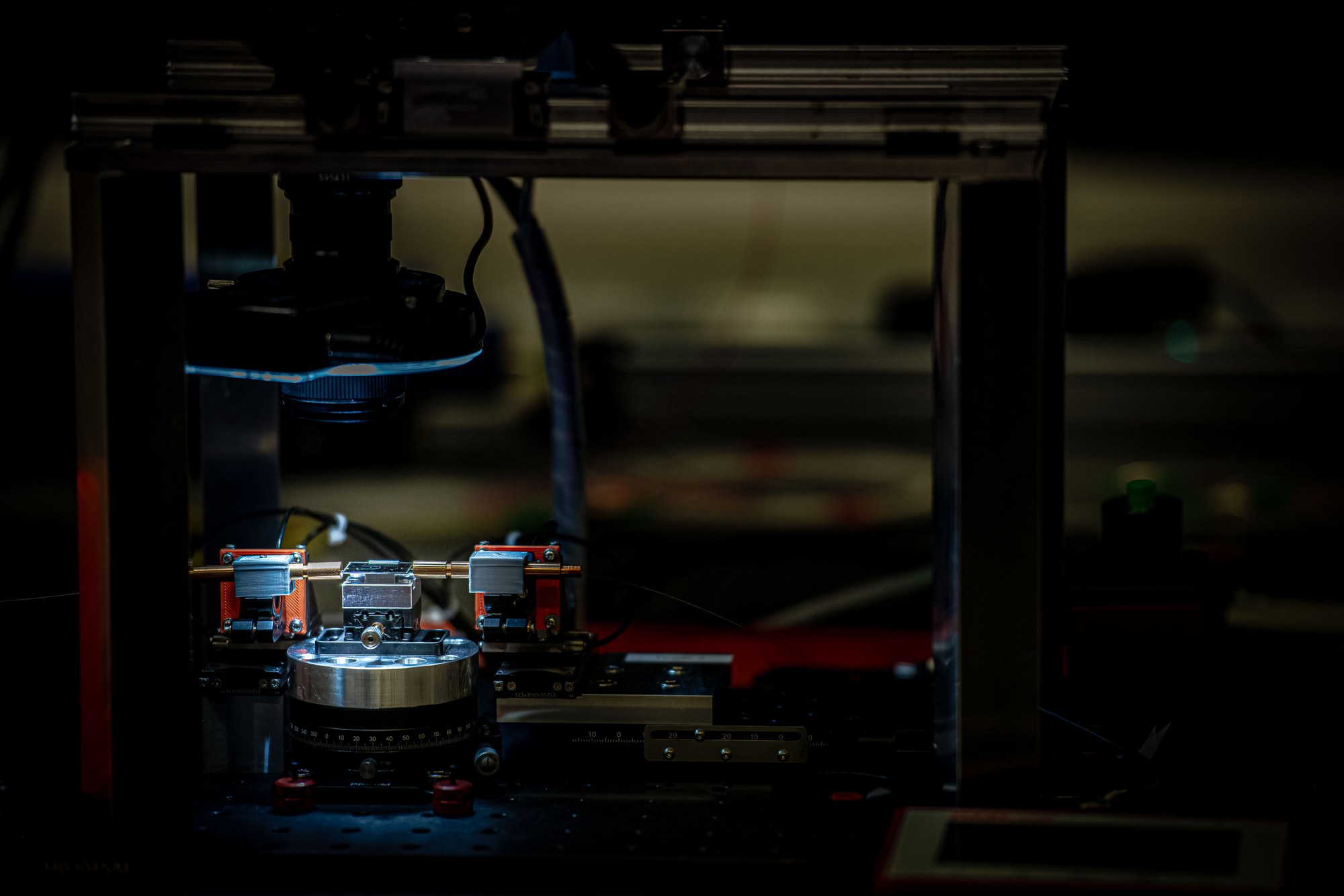 Infrastructure Laser laboratory Waveguide test stand