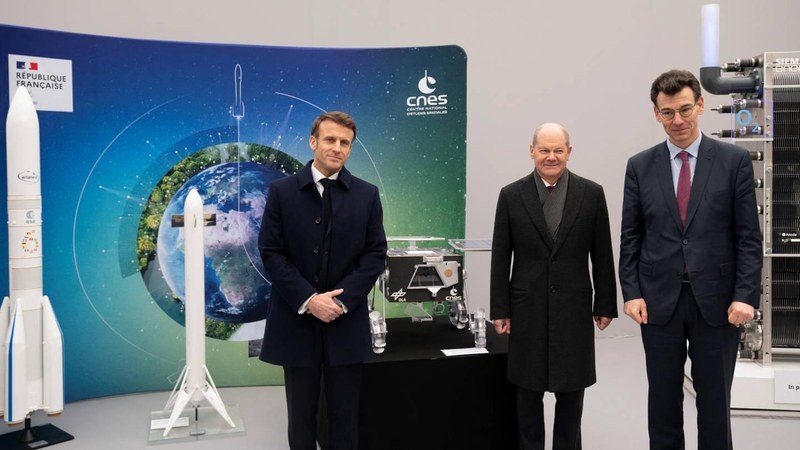 Martian Moons eXploration