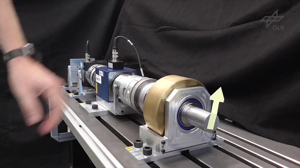 Video: Dynamic friction model with thermal and load dependency