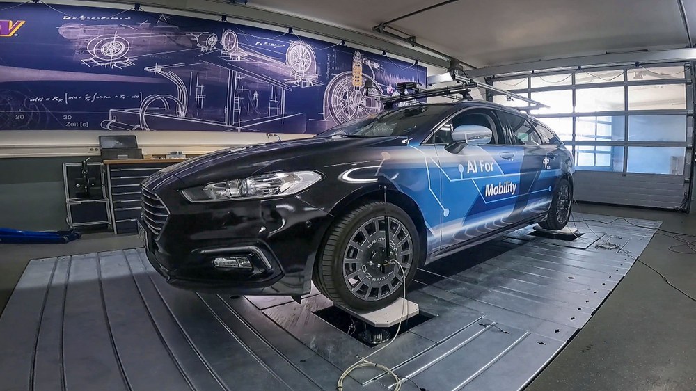 AFM experiments on a vertical dynamics test rig for AI-based control ...